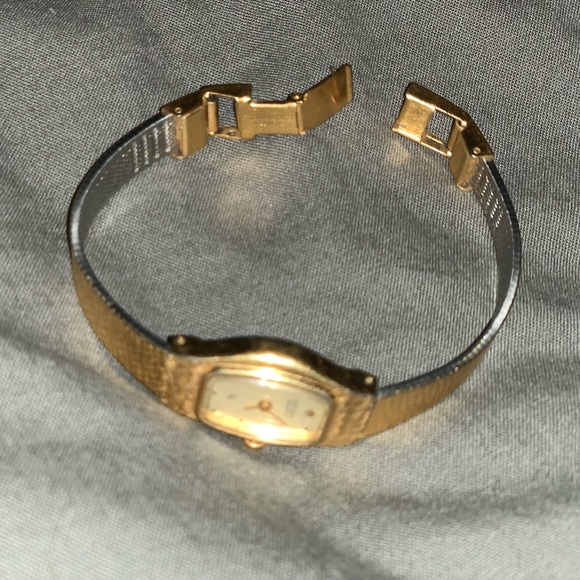 Citizen | Jewelry | Vintage Citizen Quartz Womens Watch | Poshmark